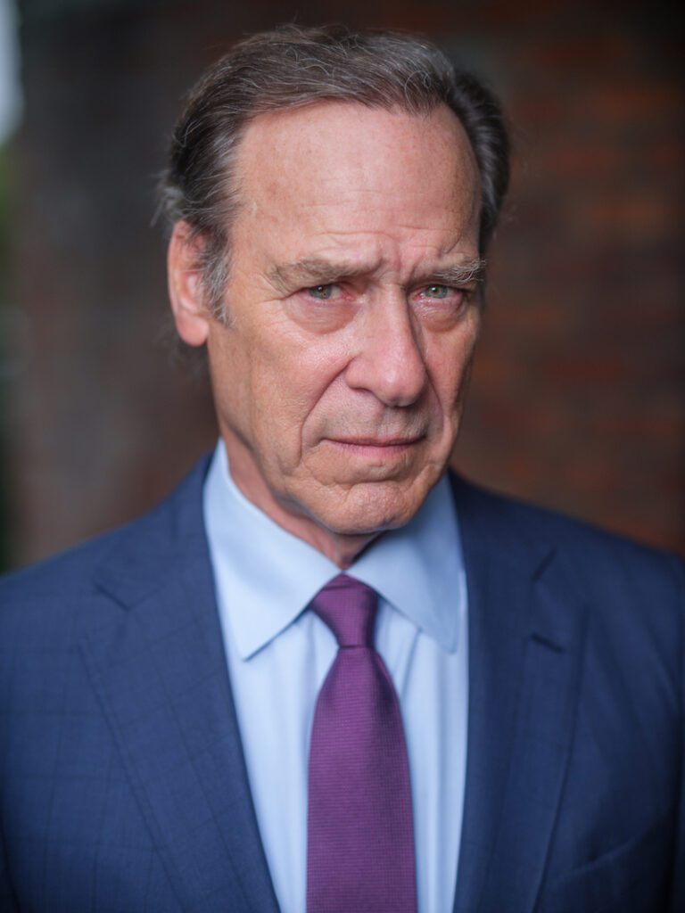 Grainger Hines to Receive Pat Conroy Award at BIFF | Lowcountry Weekly